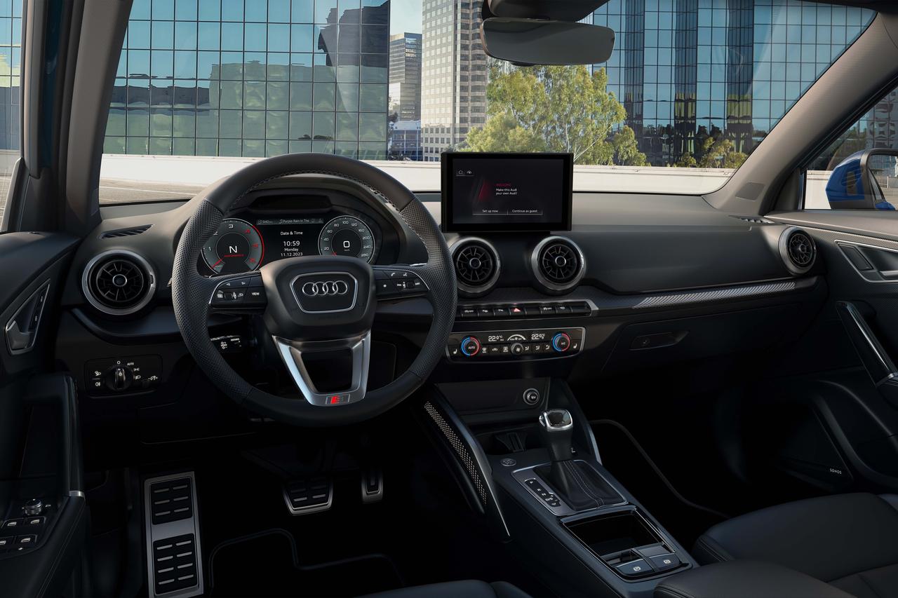 Audi Q2 2024: evoluzione digitale per il SUV compatto - Infomotori
